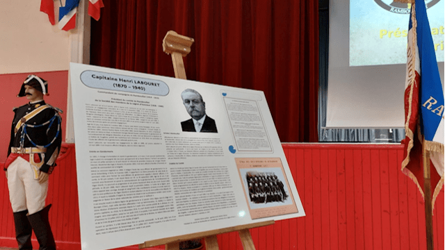 Inauguration du tableau d'honneur des commandants de la compagnie de ...